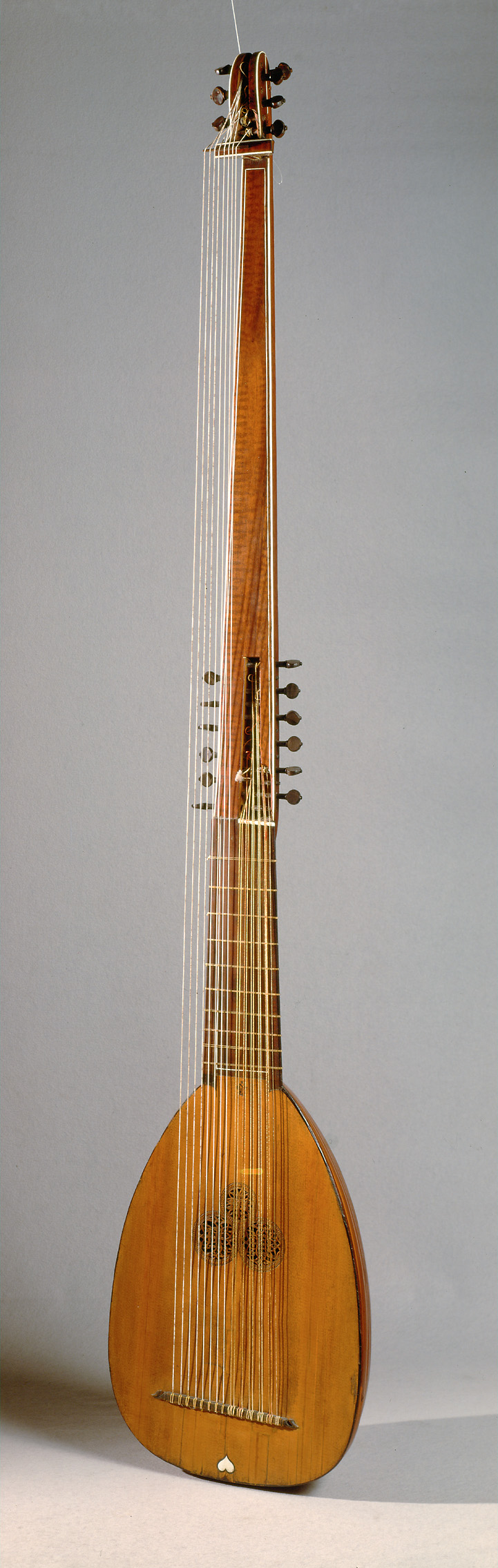 Chitarrone - Kunstwerke - Kunsthistorisches Museum - KHM.at