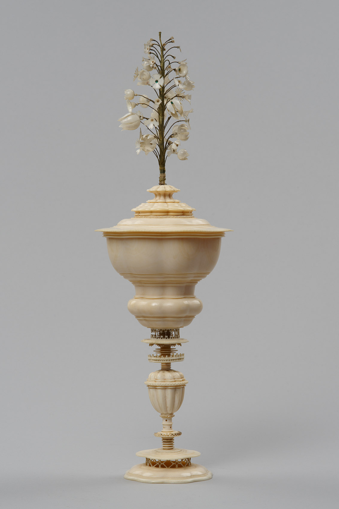 Lidded Cup with Bouquet of Flowers - Artworks - Kunsthistorisches ...
