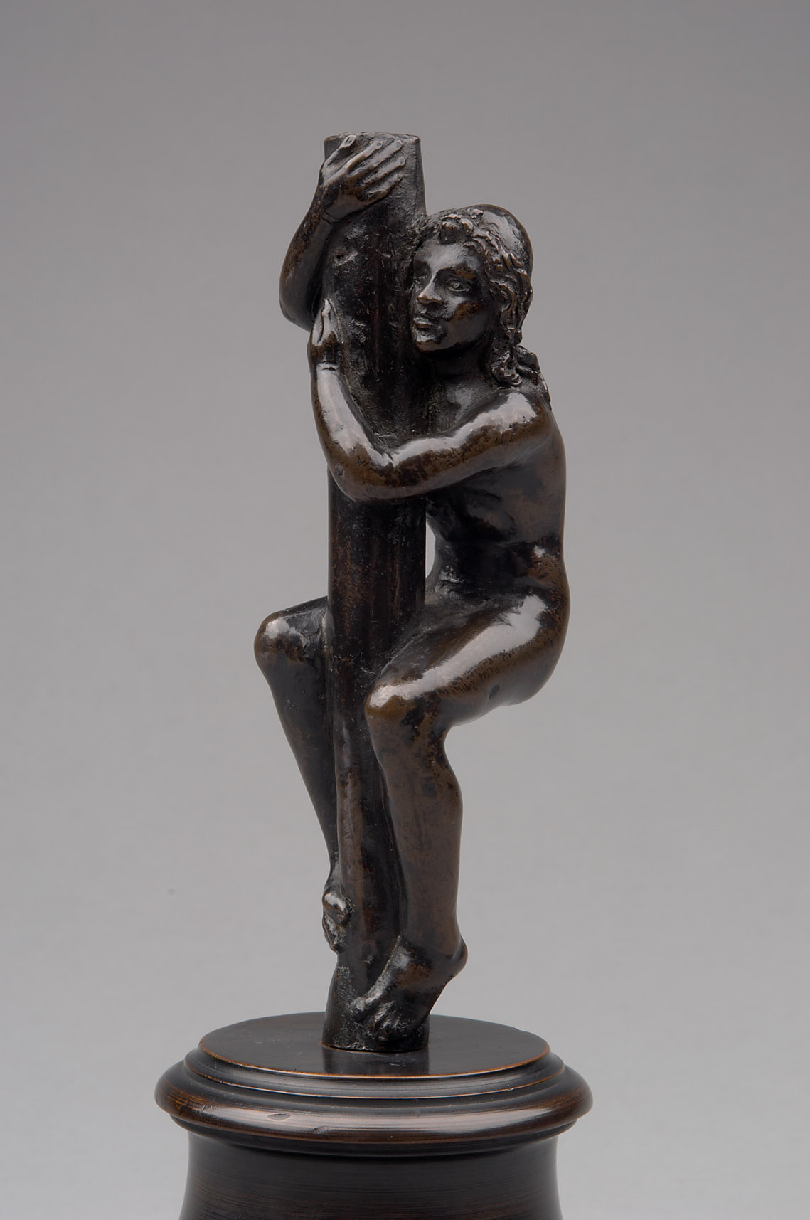 Kletternder Knabe - Kunstwerke - Kunsthistorisches Museum - KHM.at